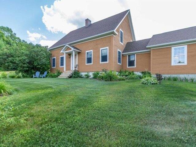 3 bedroom, Glover VT 05839 104571491