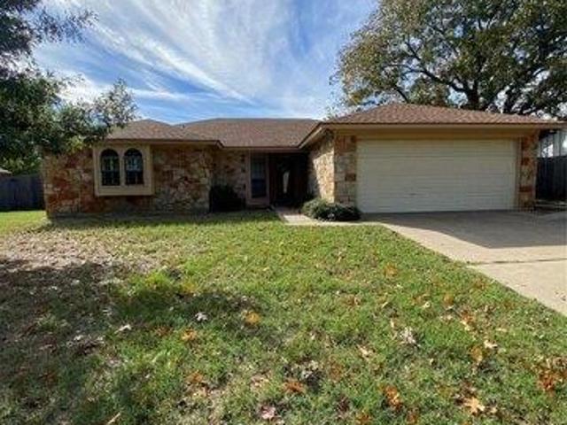 3 bedroom, Granbury TX 76048 93928640