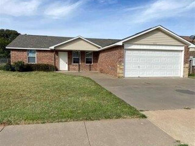 3 bedroom, Granbury TX 76049 93960959