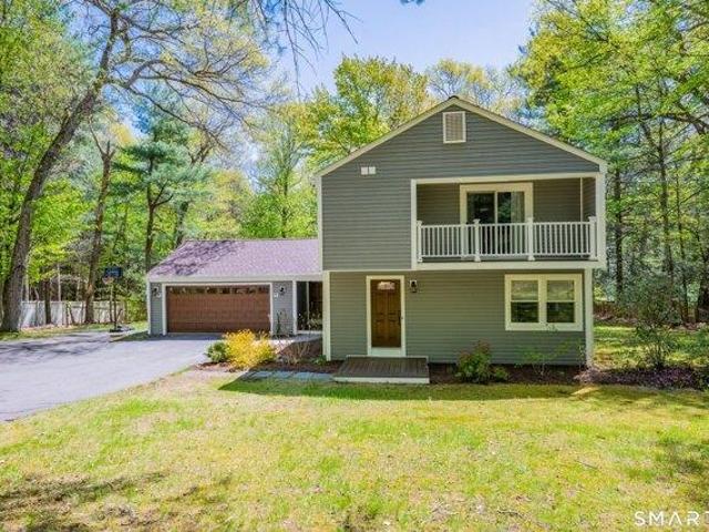 3 bedroom, Granby CT 06035 102708065