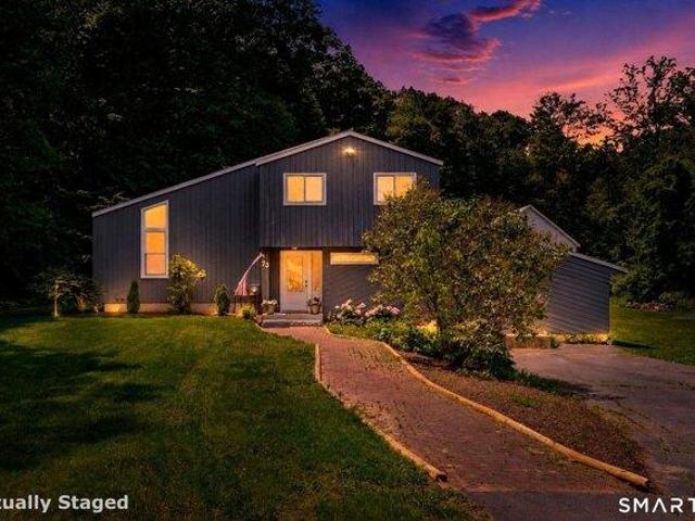 3 bedroom, Granby CT 06035 103190306