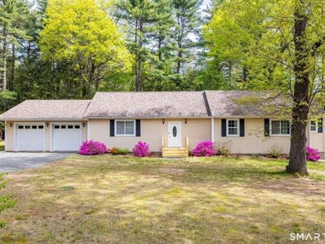 3 bedroom, Granby CT 06035 103968455