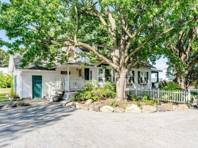 3 bedroom, Grand Isle VT 05458 102211955