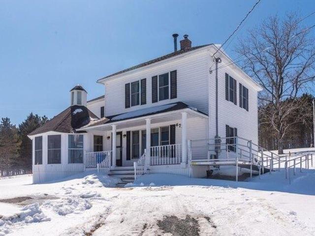 3 bedroom, Grand Isle ME 04746 102157920