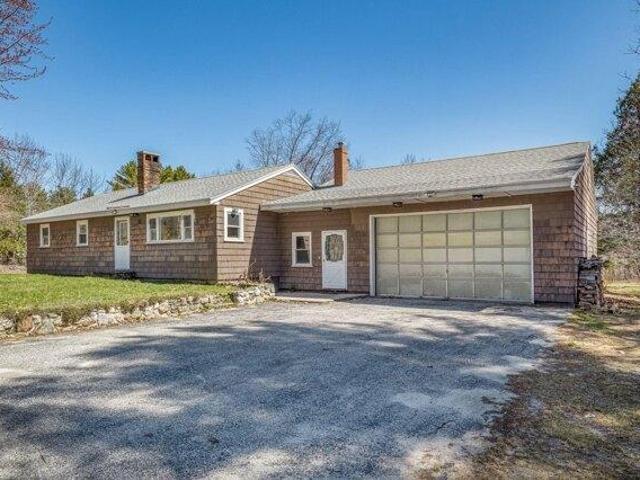3 bedroom, Gray ME 04039 LS102446666