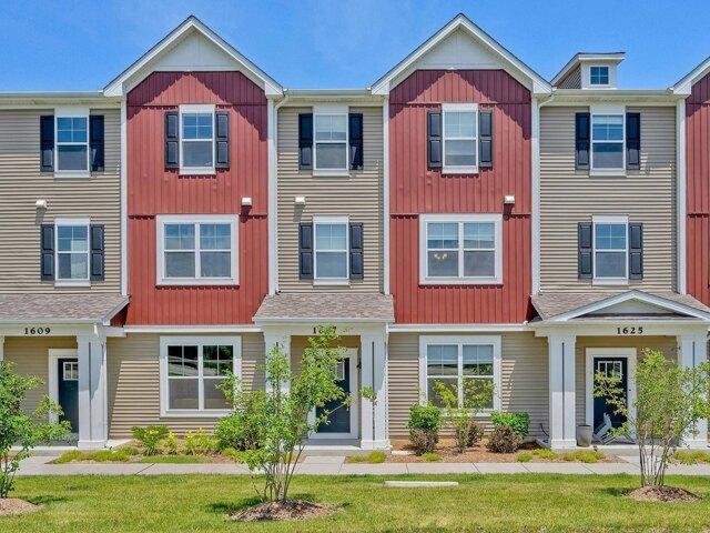 3 bedroom, Grayslake IL 60030 93130518