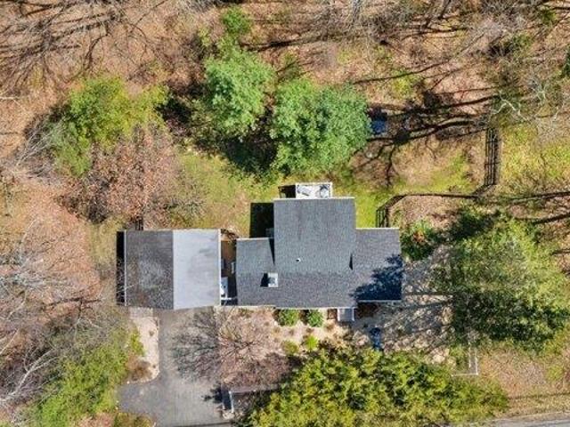 3 bedroom, Great Barrington MA 01230 LS102959763