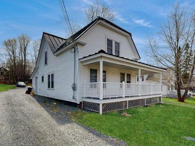 3 bedroom, Greenville ME 04441 104297098