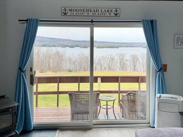 3 bedroom, Greenville ME 04442 102119129