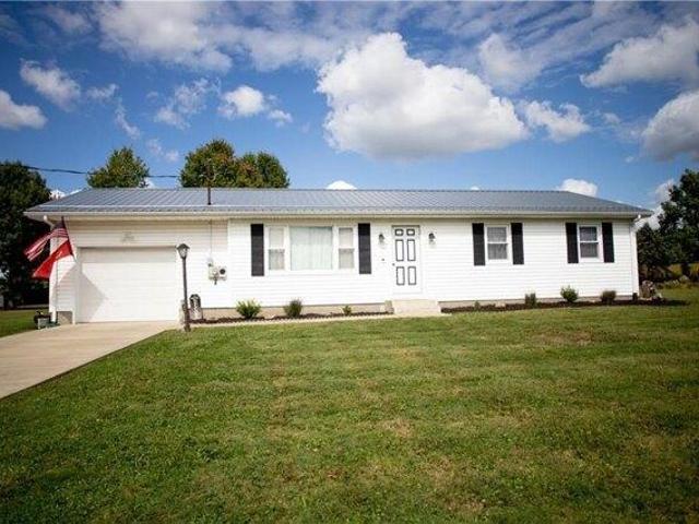 3 bedroom, Greenville PA 16125 90581932