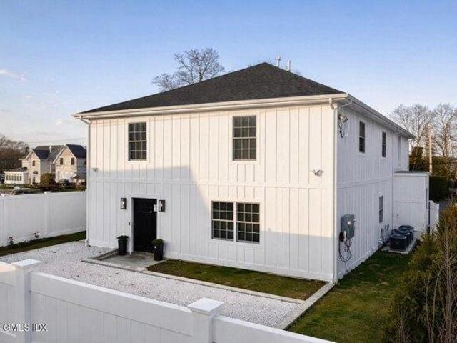 3 bedroom, Greenwich CT 06830 LS102347096