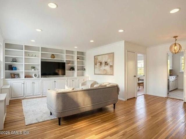 3 bedroom, Greenwich CT 06830 LS102779752