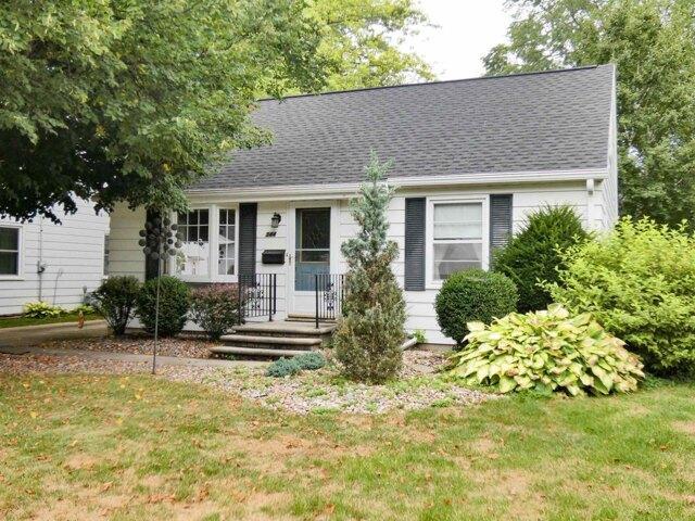 3 bedroom, Green Bay WI 54301 LS93875269