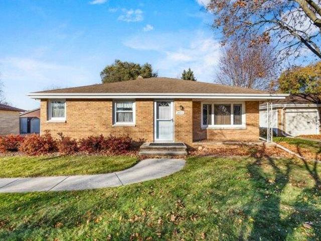 3 bedroom, Green Bay WI 54302 LS96288466