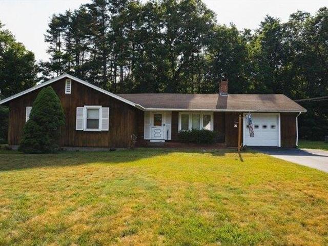 3 bedroom, Greenfield MA 01301 104192813