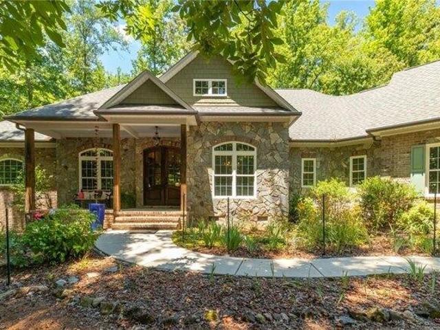 3 bedroom, Greensboro NC 27455 104908297