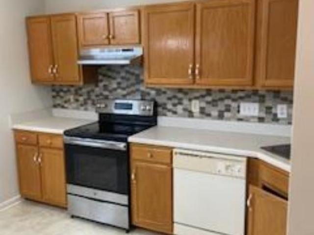 3 bedroom, Greensboro NC 27410 87054351