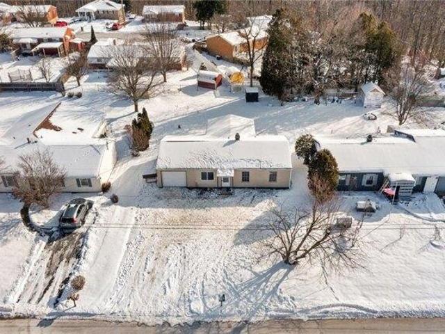 3 bedroom, Greensburg PA 15601 88552165