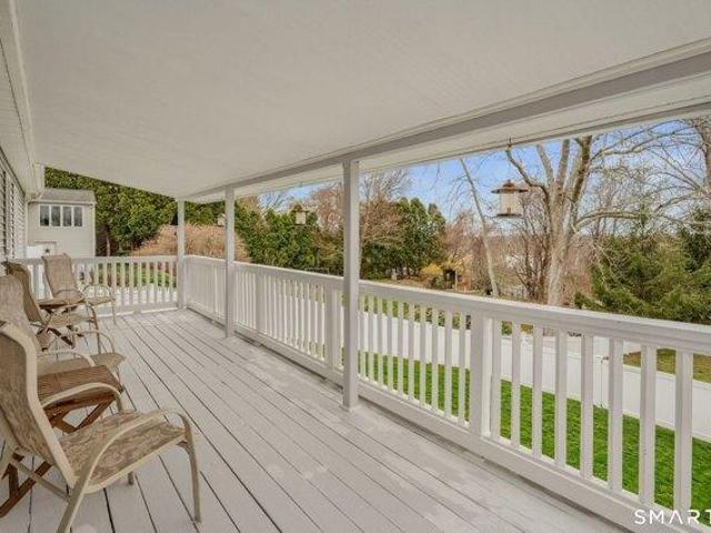 3 bedroom, Groton CT 06340 102445998