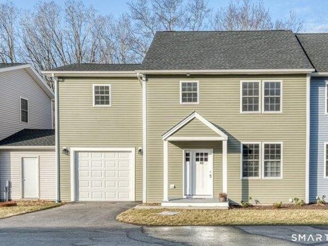 3 bedroom, Groton CT 06340 102528281