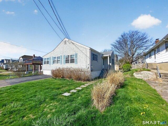 3 bedroom, Groton CT 06340 103126508