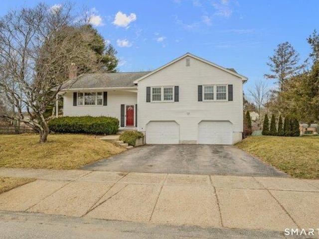 3 bedroom, Groton CT 06355 102825665
