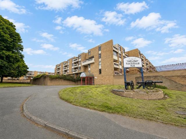 3 bedroom ground maisonette for sale