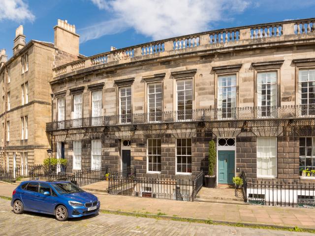 3 bedroom ground maisonette for sale