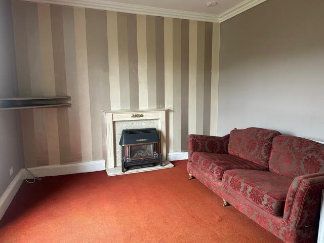 3 bedroom ground maisonette to rent