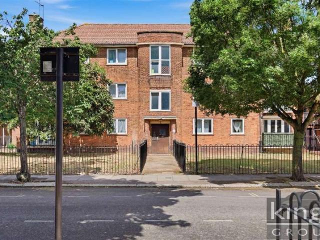 3 Bedroom Ground Flat