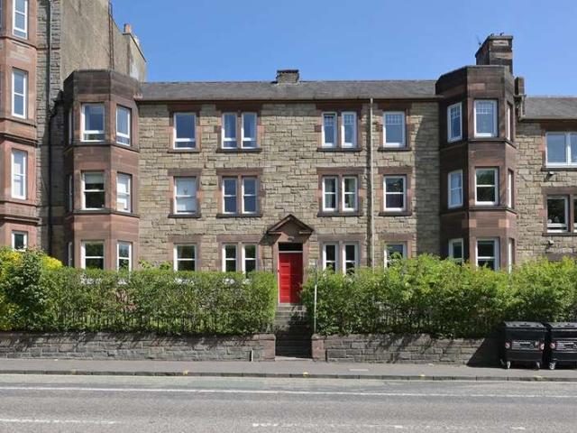 3 Bedroom Ground Flat