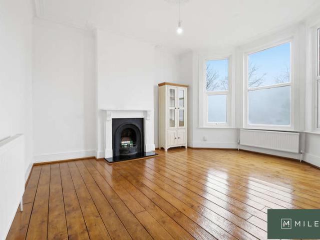 3 Bedroom Ground Flat