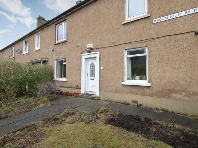 3 Bedroom Ground Flat