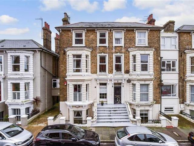 3 Bedroom Ground Flat
