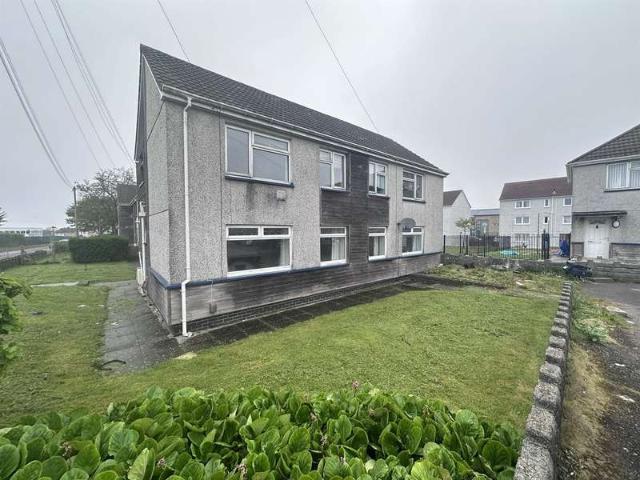 3 Bedroom Ground Flat