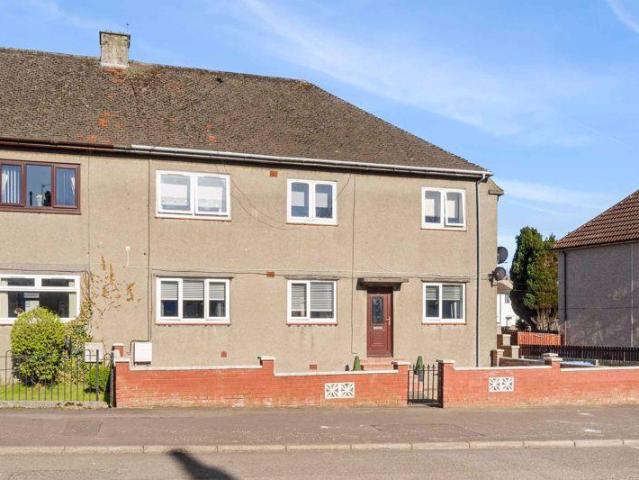 3 bedroom flat for sale