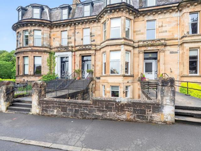 3 bedroom ground flat for sale