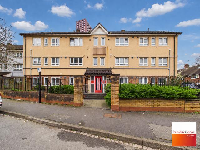 3 bedroom ground flat for sale