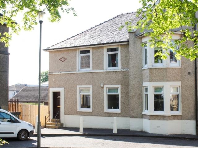 3 bedroom ground flat for sale