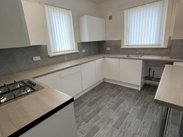 3 bedroom ground flat to rent