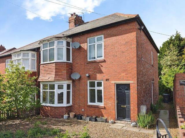 3 bedroom ground flat to rent