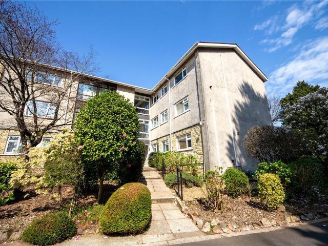 3 bedroom ground flat to rent