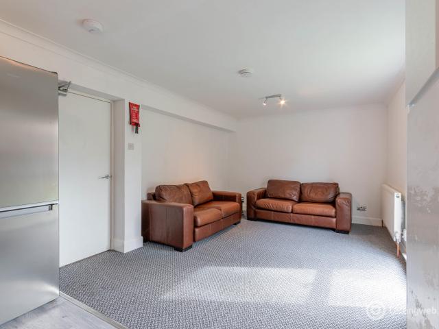 3 Bedroom Ground Flat to Rent at Drum Brae, Edinburgh, Gyle, Maybury