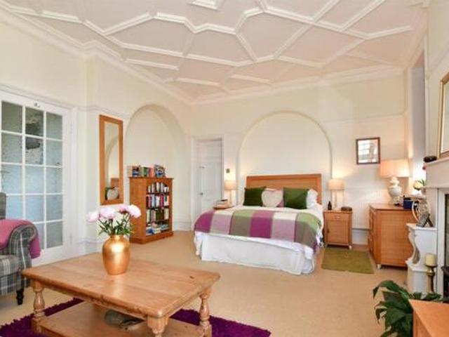 3 Bedroom Ground Floor Maisonette For Sale In Seaview