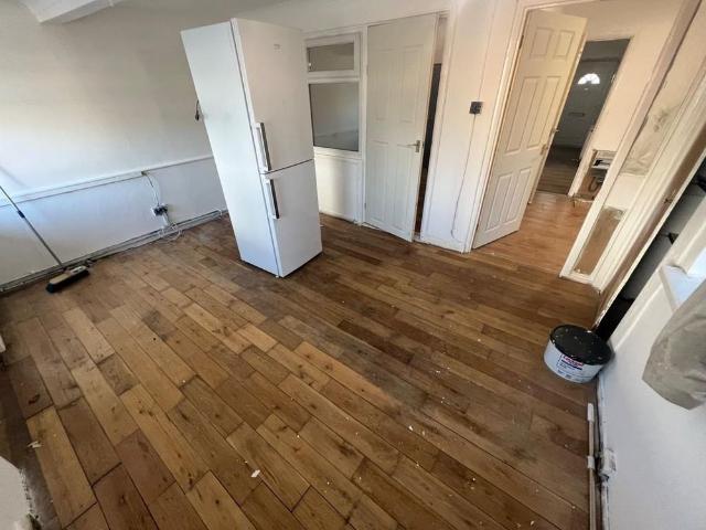 3 bedroom ground floor maisonette to rent