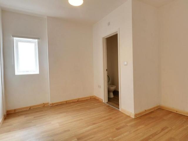 3 bedroom ground floor maisonette to rent
