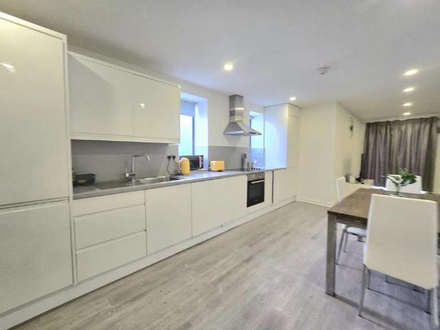 3 bedroom ground floor maisonette to rent