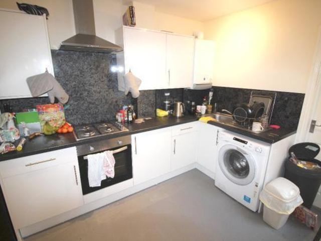 3 bedroom ground floor flat for rent in Coniston Avenue, Jesmond, Newcastle Upon Tyne, NE2