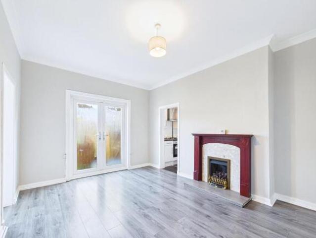 3 bedroom ground floor flat for rent in Talla Road, G52 2AY, G52