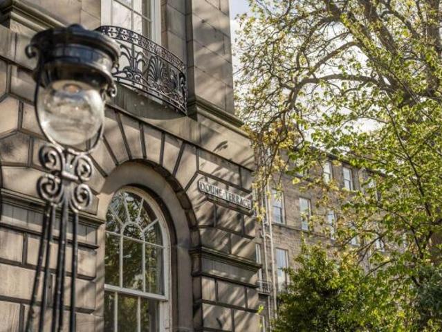 3 bedroom ground floor flat for sale in 9/1 Doune Terrace, Edinburgh, EH3 6DY, EH3